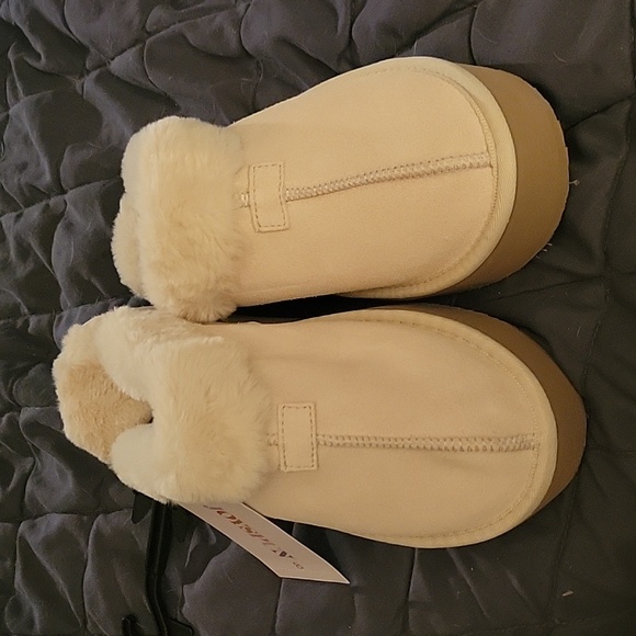 Joyspun | Shoes | Womens Shoes Size 8 Bone White | Poshmark
